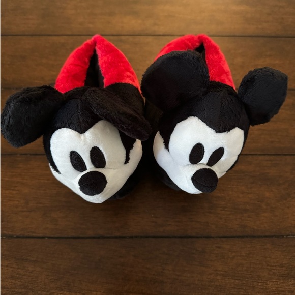 Disney | Shoes | Mickey Mouse Slipper Kids Sm | Poshmark